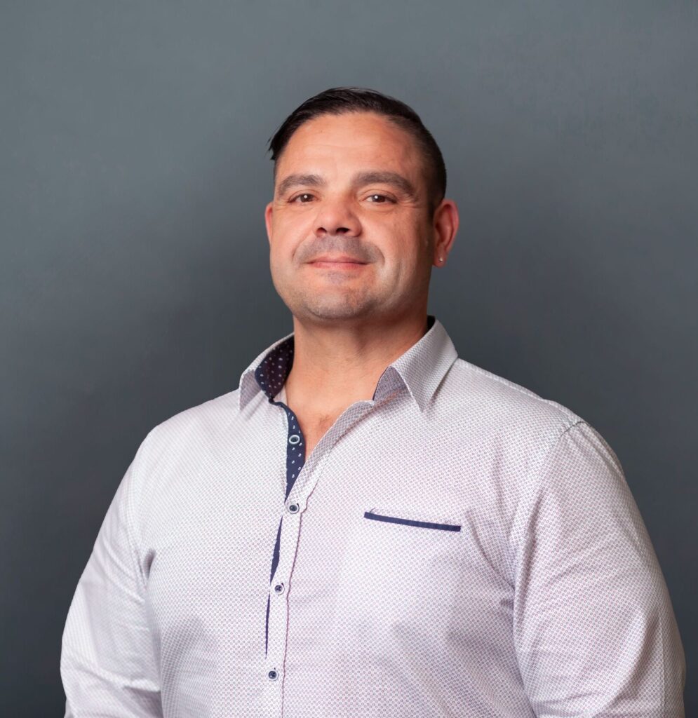 Our People - Vast Electrical